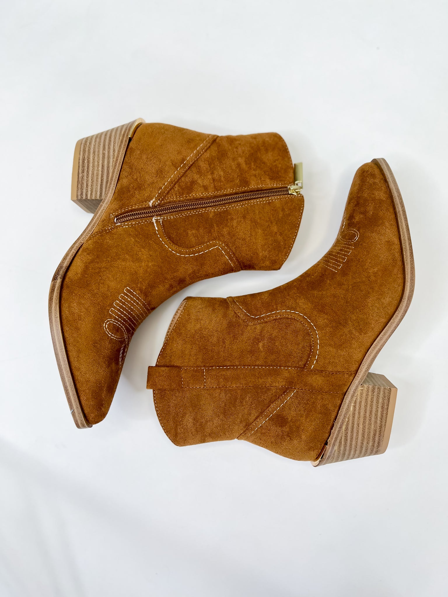 Women's Shoes — The Burlap Sack Boutique